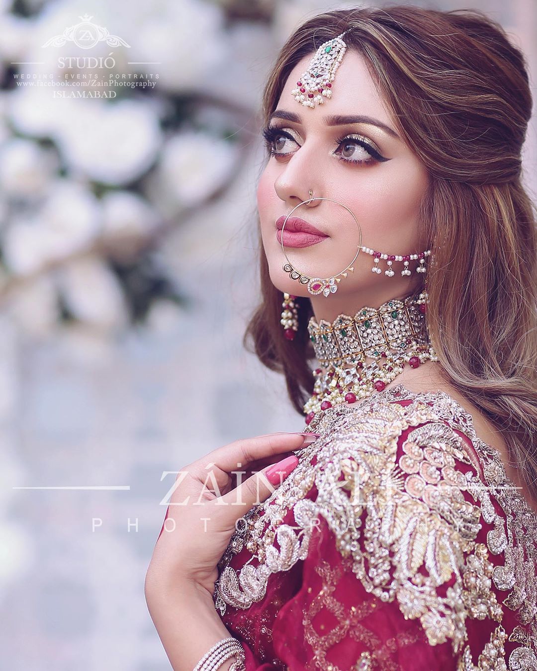 Tik Tak sisters Janat Mirza and Alishba Anjum Are Taking a Photo Shoot ...